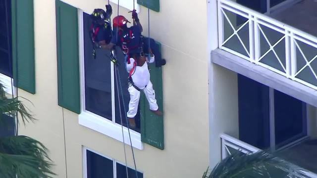 Hi-rise rescue after scaffolding collapse