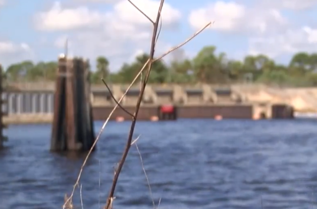 Army Corps watches Lake O level with rain on way