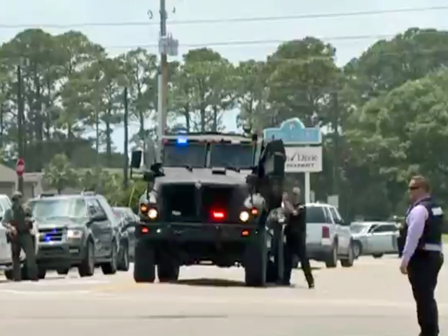 Authorities respond to an active shooting in Panama City, Florida ...