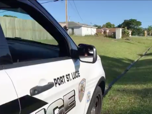 Port St. Lucie police on scene of barricaded man - wptv.com Port St. Lucie police on scene of barricaded man - wptv.com